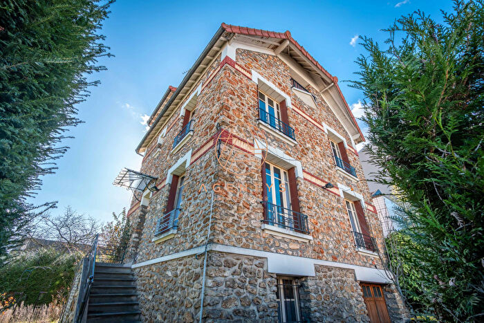 Maison à vendre - Le Perreux-sur-Marne, Centre-ville, Quais dArgonne - 7 pièces - 5 chambres