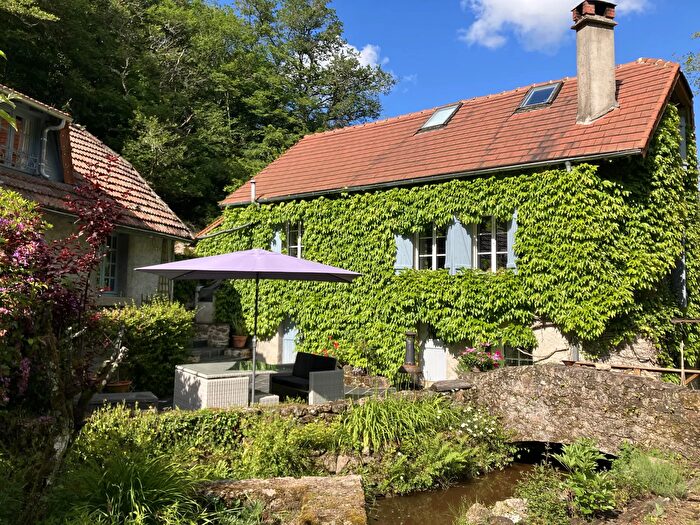 Maison à vendre - Crozant - 10 pièces - 3 chambres