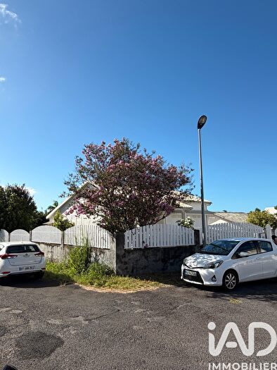 Maison à vendre - Sainte-Marie, La Grande Montée, Le Village - 8 pièces - 4 chambres