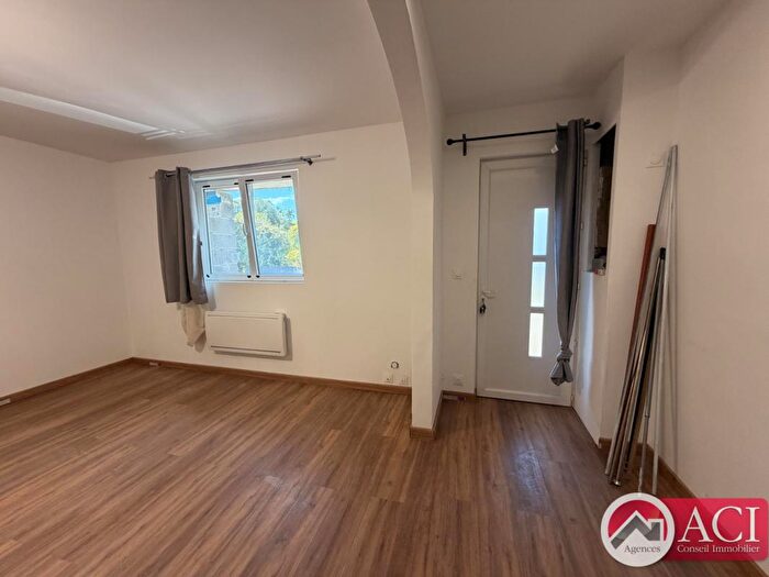 Maison 2 pièces à vendre à Anserville