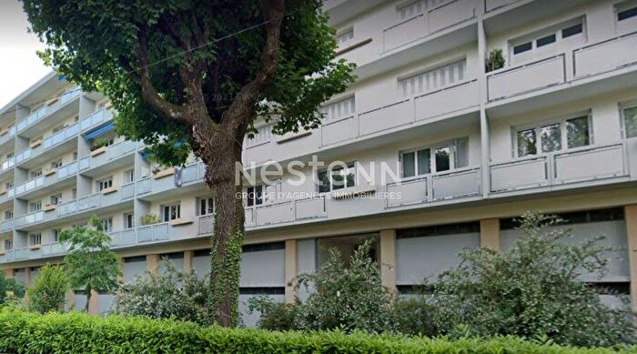 Appartement à louer - Centre, Écully - 5 pièces - 4 chambres