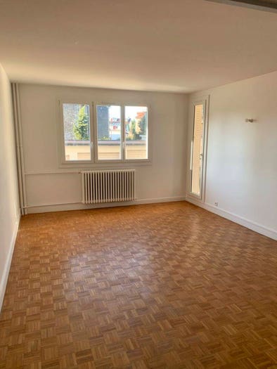 Appartement 3 pièces à louer - La Ville Au Bois, Viroflay