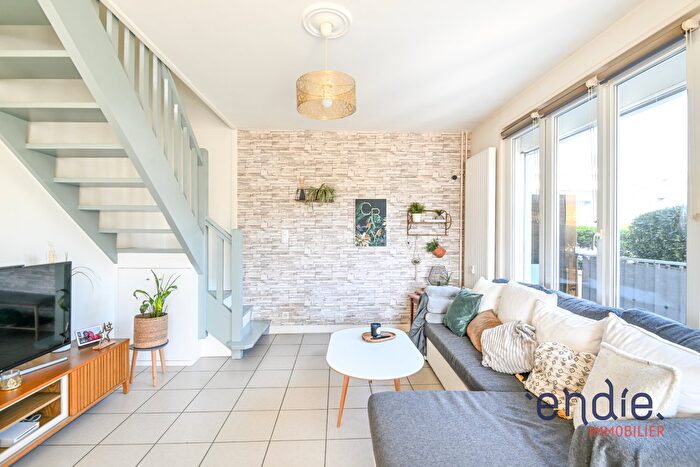 Appartement à vendre - Ifs - 4 pièces - 3 chambres