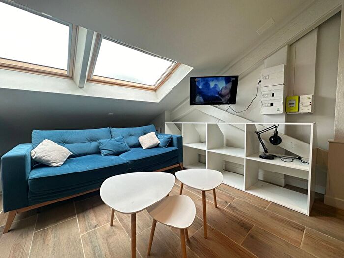 Appartement 1 pièce à Bois dAmour-Porte de Paris-Courlancy, Reims, à louer
