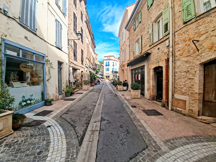 Maison à vendre - Le Cannet, Centre-ville - 3 pièces - 2 chambres