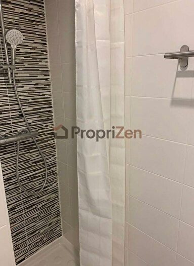 Appartement à louer - Triangle dOr, Paris ème arrondissement - 1 pièce