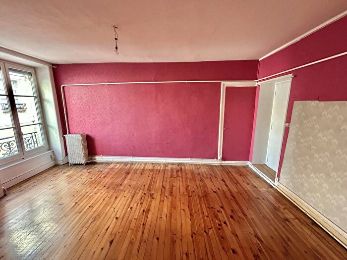 Appartement 4 pièces à Saint-Étienne, Crêt de Roc, à vendre