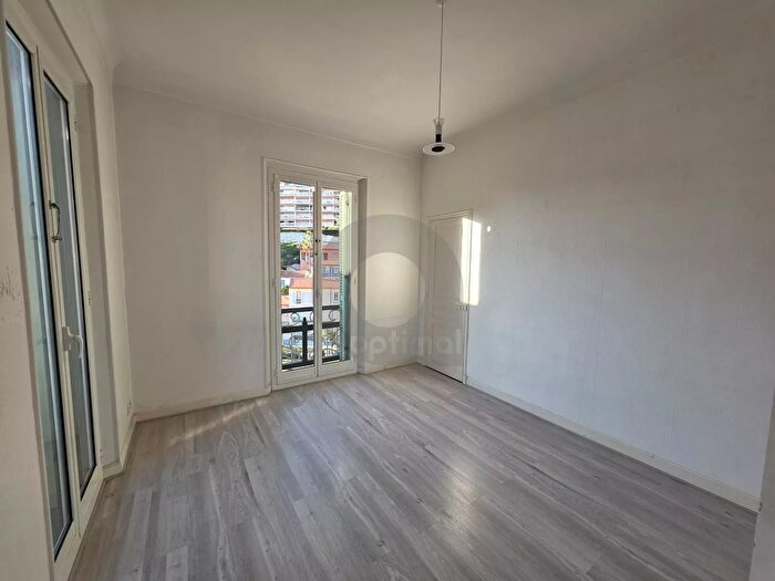 Appartement à vendre - Menton, Hôtel de Ville, Vieille Ville, Musée, Madone, Carnolès - 5 pièces - 3 chambres