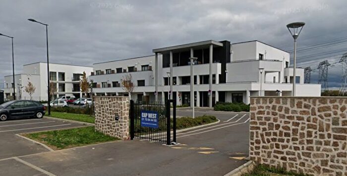 Villejust - Appartement 1 pièce à vendre