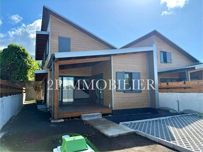 Maison à louer - Saint-Philippe - 4 pièces - 3 chambres