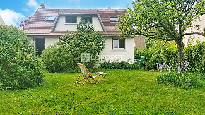 Maison à vendre - Luzarches - 7 pièces - 5 chambres