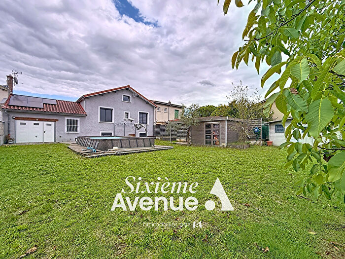 Maison à vendre - Décines-Charpieu, La Soie Montaberlet - 4 pièces - 3 chambres