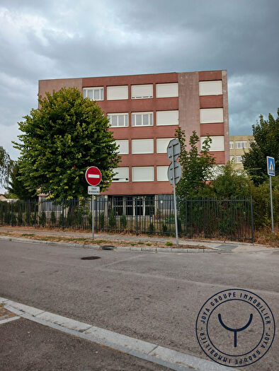 Romilly-sur-Seine, Le Trou-du-Chêne - Appartement 4 pièces à vendre