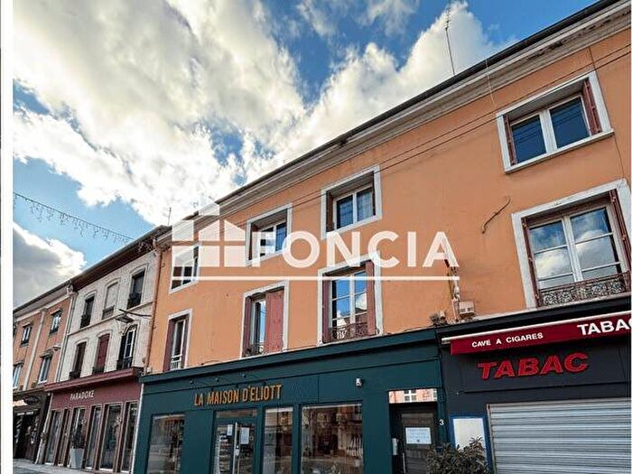 Appartement à louer - Oiselet la Grive, Bourgoin-Jallieu - 2 pièces - 1 chambre