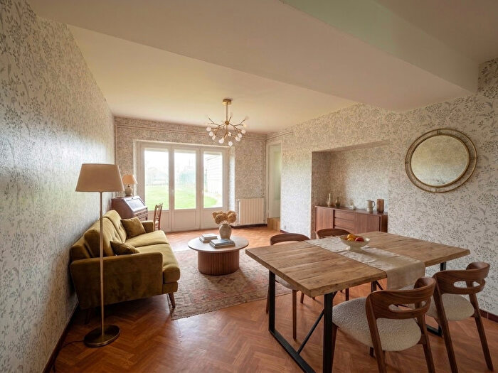 Appartement 4 pièces à louer - Parey-Saint-Césaire
