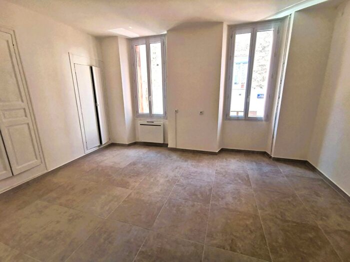 Appartement à louer - Le Muy - 3 pièces - 2 chambres