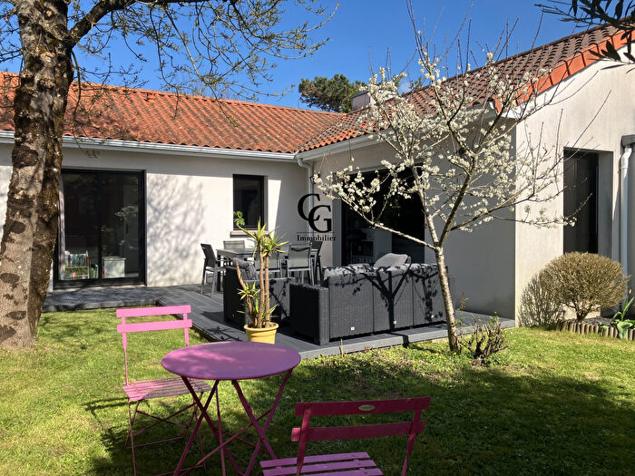 Maison à vendre - Les Sorinières - 4 pièces - 2 chambres