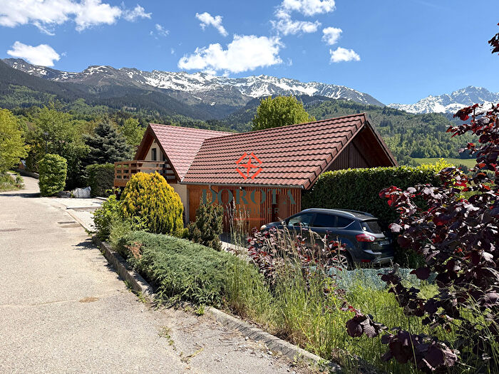 Les Adrets - Maison 8 pièces à vendre
