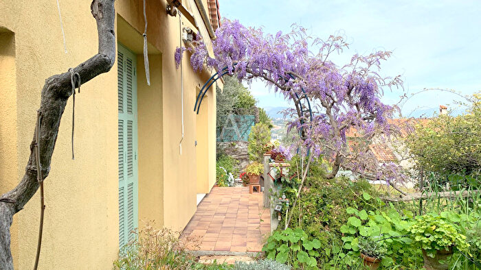 Maisons à vendre et appartements à louer - 1