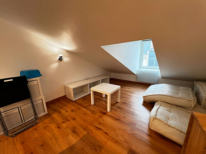 Appartement à louer - Orléans, Bourgogne, Saint-Euverte - 2 pièces - 1 chambre