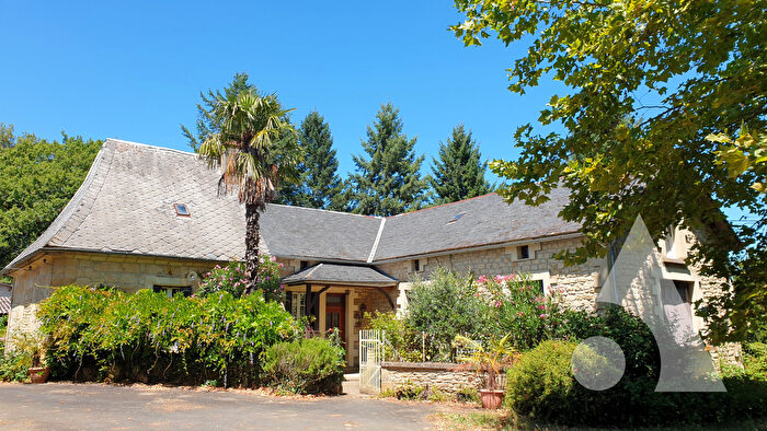 Maison à vendre - Salignac-Eyvigues - 6 pièces - 4 chambres