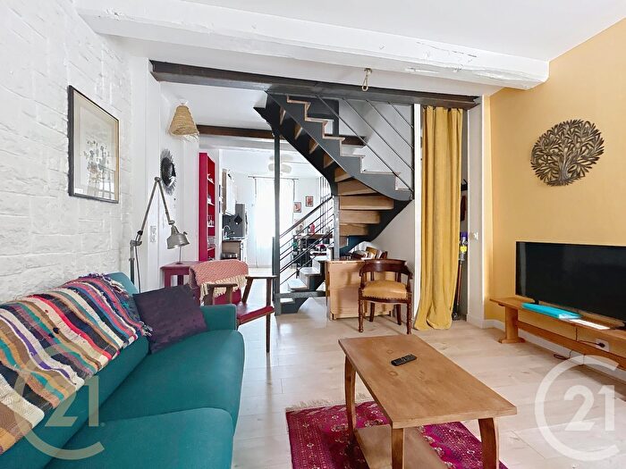 Maison à louer - Moret-sur-Loing - 3 pièces - 2 chambres