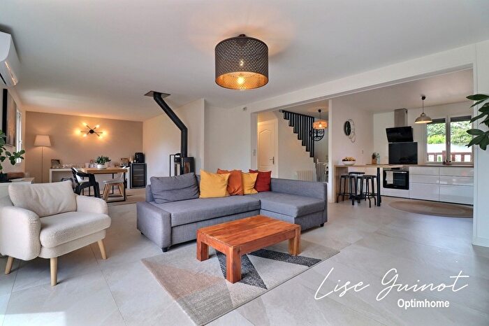 Issou - Maison 7 pièces à vendre