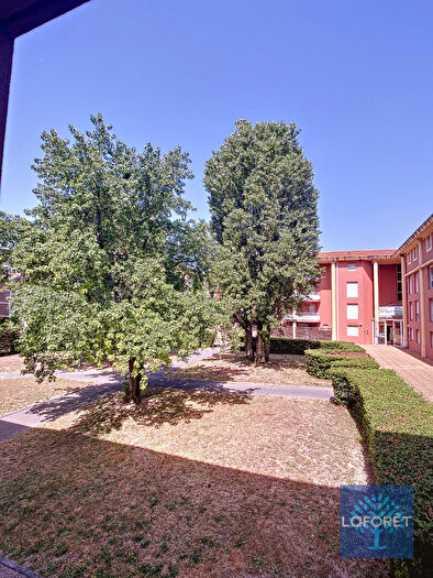 Appartement à louer - Aix-en-Provence, Pont de lArc - 1 pièce