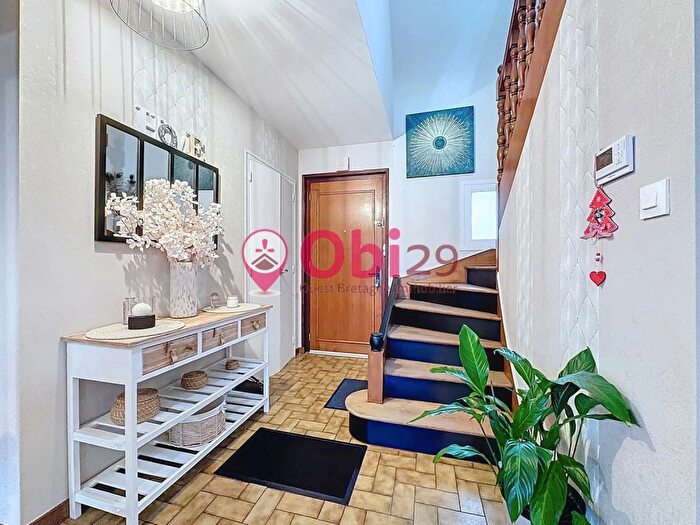 Maison à vendre - Pleyben - 5 pièces - 3 chambres