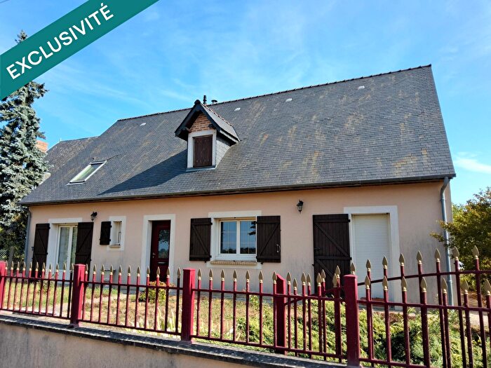 Maison 6 pièces à Luché-Pringé, à vendre