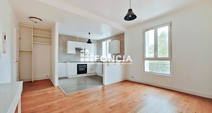 Appartement 4 pièces à Asnières-sur-Seine, Gresillons, Voltaire, à vendre
