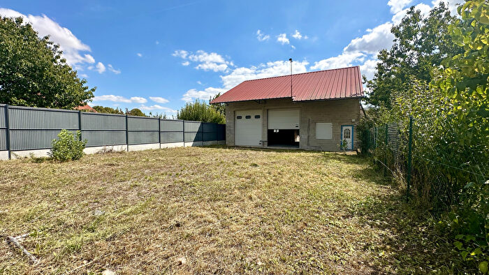 Maison à vendre - Bourgogne - 5 pièces - 4 chambres