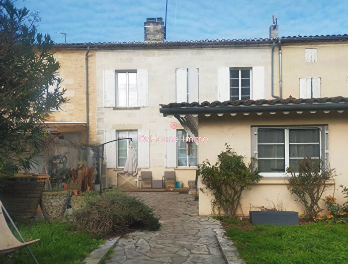 Guîtres - Maison 7 pièces à vendre