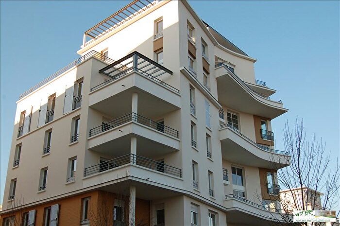 Juvisy-sur-Orge, Centre-ville, Entrevoies, Seine : Appartement 1 pièce à louer