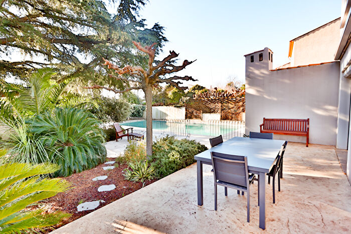 Maison à vendre - Saint-Georges-dOrques - 9 pièces - 7 chambres