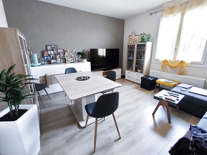 Appartement à louer - Varennes-sur-Allier - 2 pièces - 1 chambre