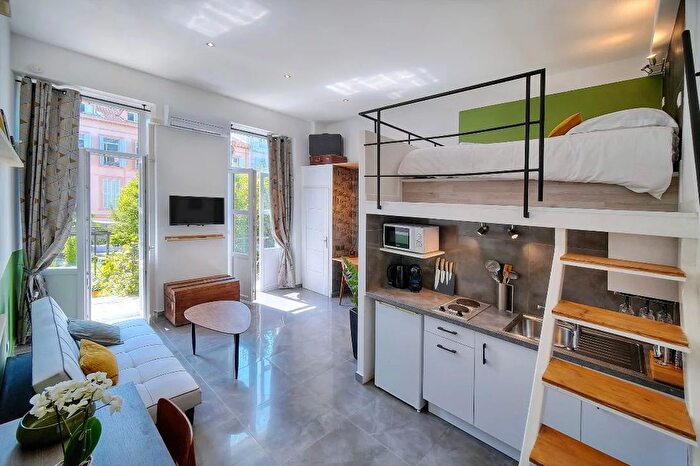 Cannes : Appartement 1 pièce à louer