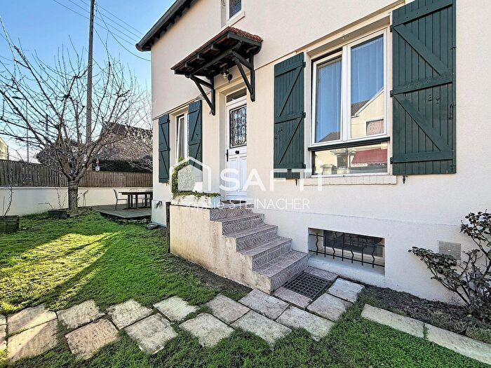 Maison à vendre - Chatou, Est - 5 pièces - 3 chambres