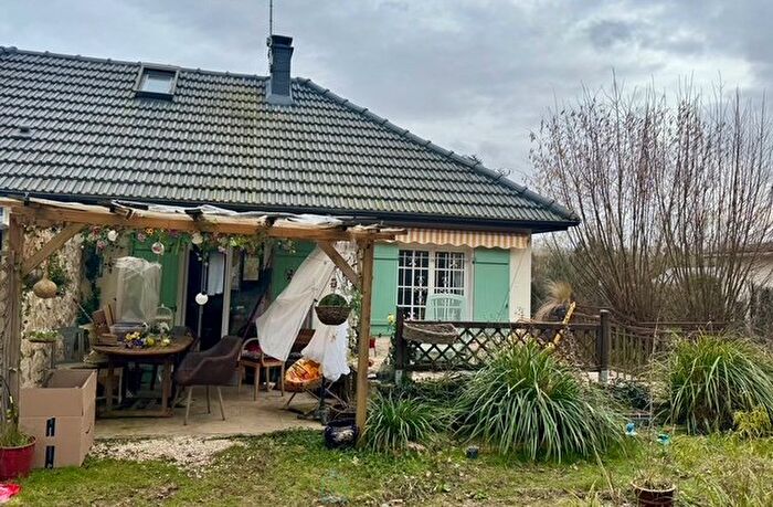 Maison à vendre - Fourges - 3 pièces - 2 chambres