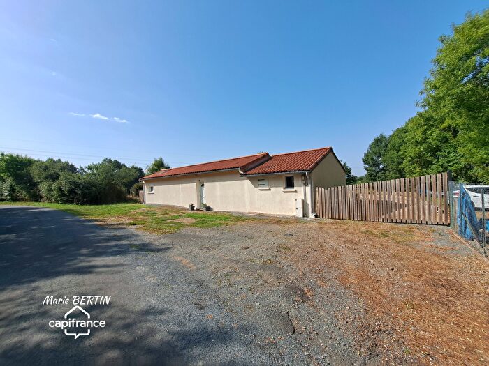 Maison 7 pièces à Beaussais, à vendre