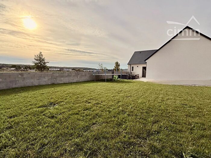 Maison à vendre - Saint-Sulpice-de-Pommeray - 6 pièces - 5 chambres