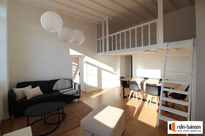 Appartement 4 pièces à louer à Caluire-et-Cuire, Margnolles, Rhône