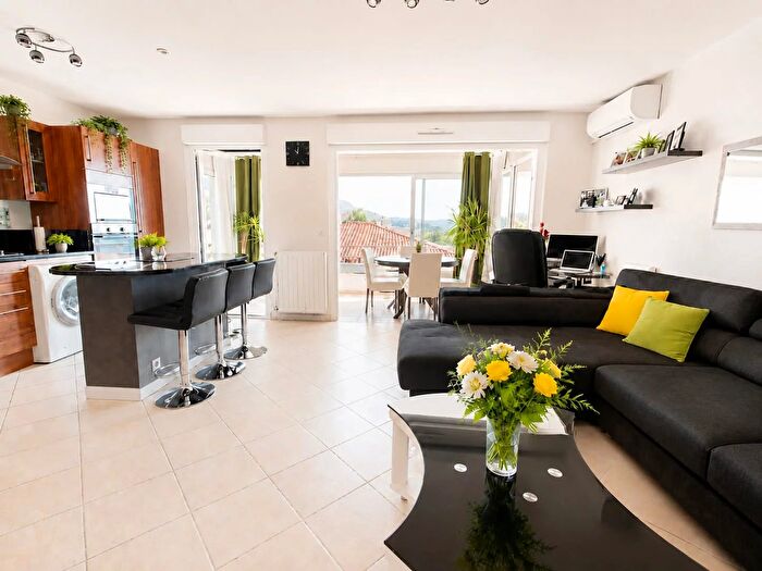 Appartement 3 pièces à Grasse, Centre-ville Sud, à vendre
