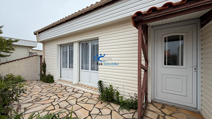 Maison 3 pièces à vendre - La Rochelle, Laleu, La Pallice, La Rossignolette, Vaugouin