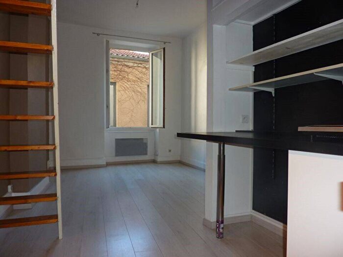 Appartement à louer - Sans Souci-Dauphiné, Lyon ème arrondissement - 2 pièces - 1 chambre