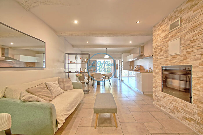 Maison à vendre - Puget-Ville - 5 pièces - 3 chambres