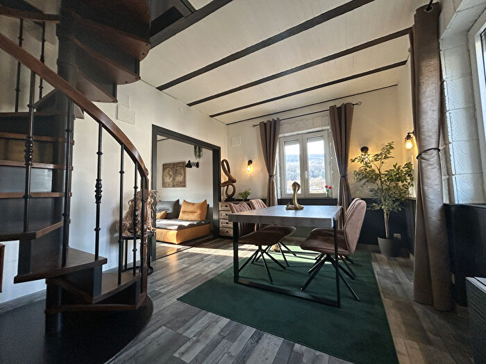 Appartement à vendre - Guebwiller - 5 pièces - 3 chambres