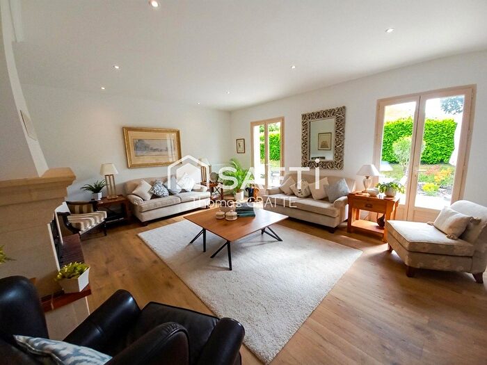 Maison 6 pièces à vendre à Vitrac