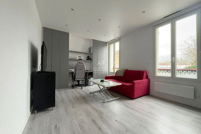 Mairie, Poissy : Appartement 1 pièce à louer