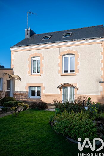 Maison à vendre - Inzinzac-Lochrist - 4 pièces - 3 chambres
